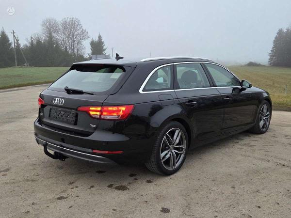 Black Audi A4 2016 in Kaunas, with an engine capacity of 1.97 L and mileage of 309 thousand km for 9850 €, photo 3 on AUTOMOTO.COM.LV