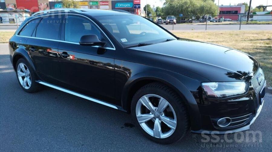 Black Audi A4 2016 in Riga, with an engine capacity of 2.00 L and mileage of 94 thousand km for 17000 €, photo 3 on AUTOMOTO.COM.LV