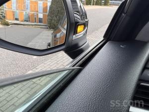 Black Audi A4 2016 in Riga, with an engine capacity of 2.00 L and mileage of 262 thousand km for 12250 €, photo 12 on AUTOMOTO.COM.LV