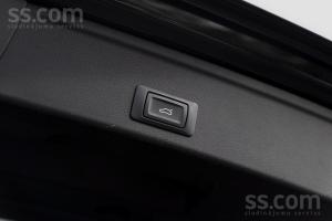 Black Audi A4 2016 in Riga, with an engine capacity of 2.00 L and mileage of 251 thousand km for 11400 €, photo 19 on AUTOMOTO.COM.LV