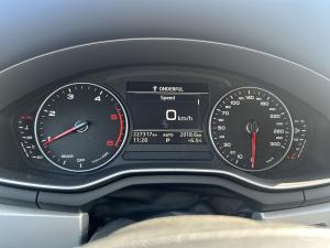 Black Audi A4 2016 in Vilnius, with an engine capacity of 2.00 L and mileage of 230 thousand km for 14800 €, photo 8 on AUTOMOTO.COM.LV