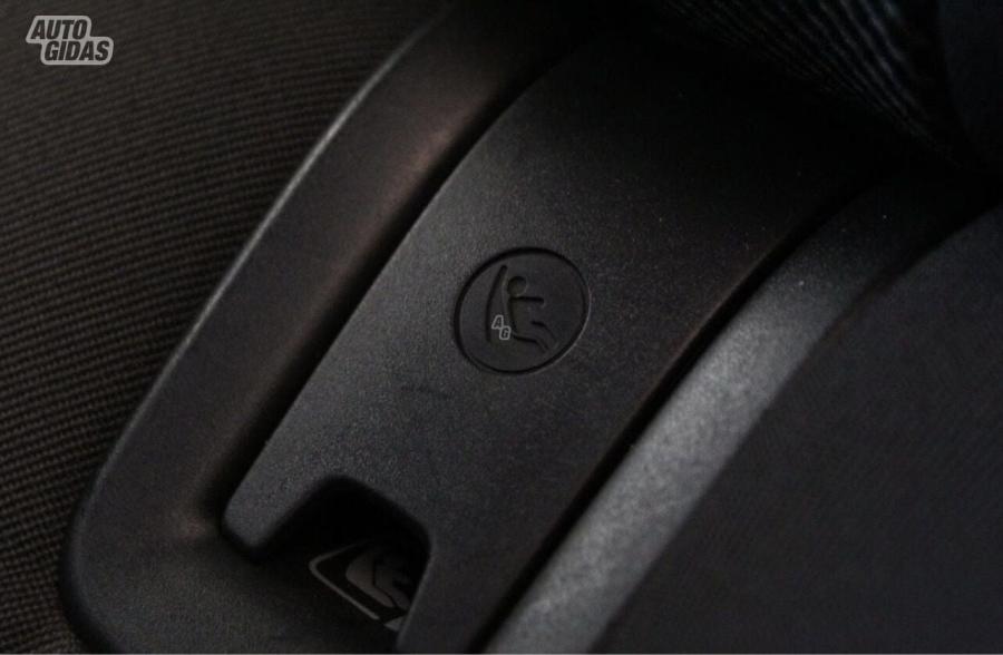 Black Audi A4 2016 in Vilnius, with an engine capacity of 2.00 L and mileage of 230 thousand km for 14800 €, photo 19 on AUTOMOTO.COM.LV