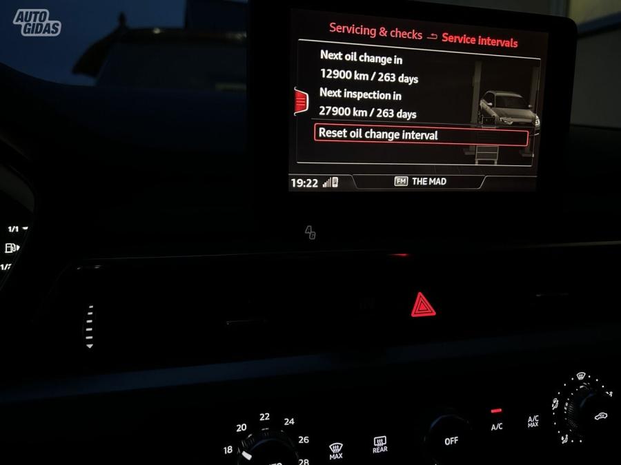 Black Audi A4 2016 in Vilnius, with an engine capacity of 2.00 L and mileage of 230 thousand km for 14800 €, photo 27 on AUTOMOTO.COM.LV