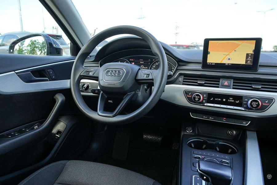 Melns Audi A4 2016 Marijampole, ar dzinēja tilpumu 2.00 L un nobraukumu 241 tūkst. km par 11850 €, foto 19 vietnē AUTOMOTO.COM.LV