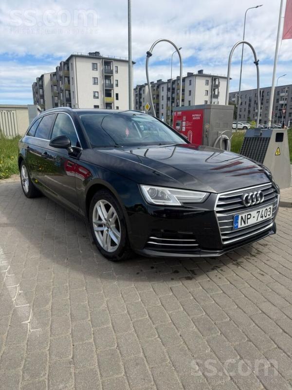 Black Audi A4 2016 in Riga, with an engine capacity of 2.00 L and mileage of 537 thousand km for 7800 €, photo 2 on AUTOMOTO.COM.LV
