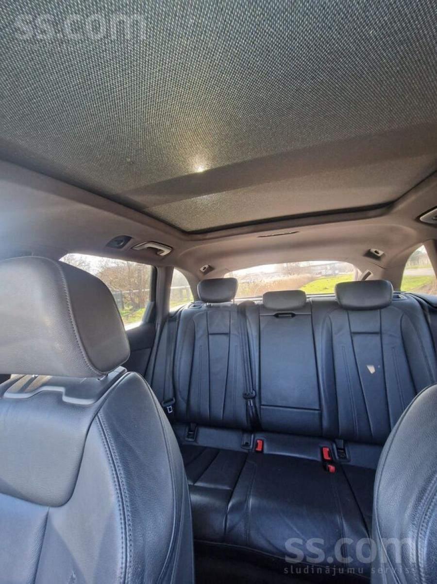 Black Audi A4 2016 in Riga, with an engine capacity of 2.00 L and mileage of 0 thousand km for 16900 €, photo 6 on AUTOMOTO.COM.LV