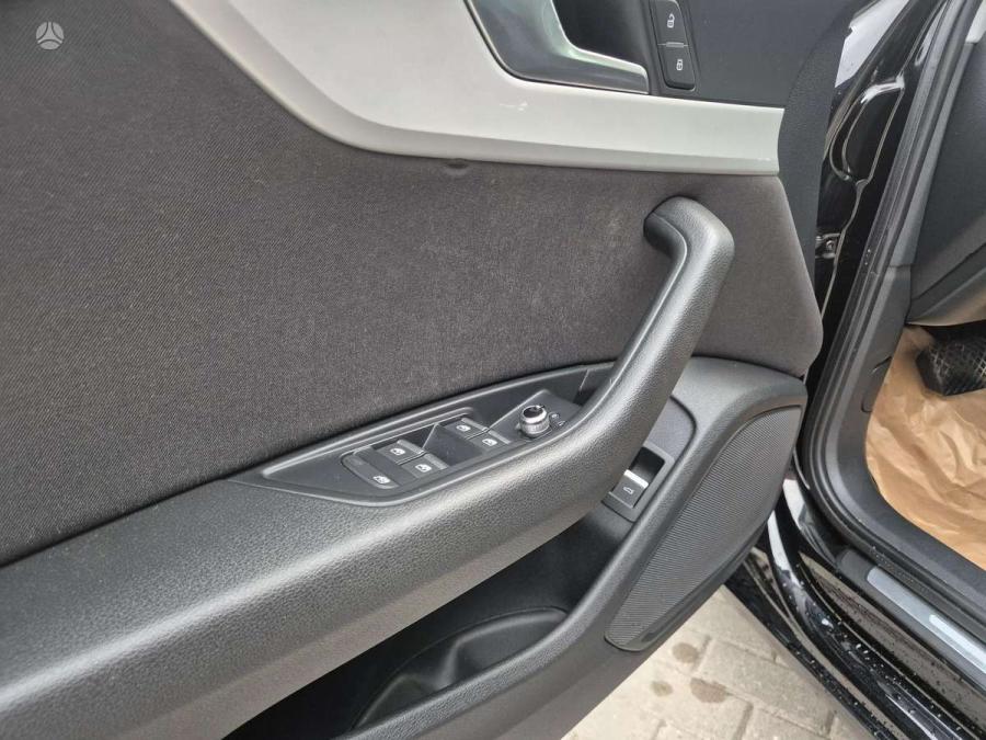 Black Audi A4 2016 in Utena, with an engine capacity of 1.97 L and mileage of 310 thousand km for 8990 €, photo 12 on AUTOMOTO.COM.LV