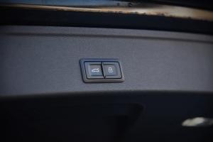 Melns Audi A4 2016 Rīga, ar dzinēja tilpumu 3.00 L un nobraukumu 192 tūkst. km par 19990 €, foto 3 vietnē AUTOMOTO.COM.LV