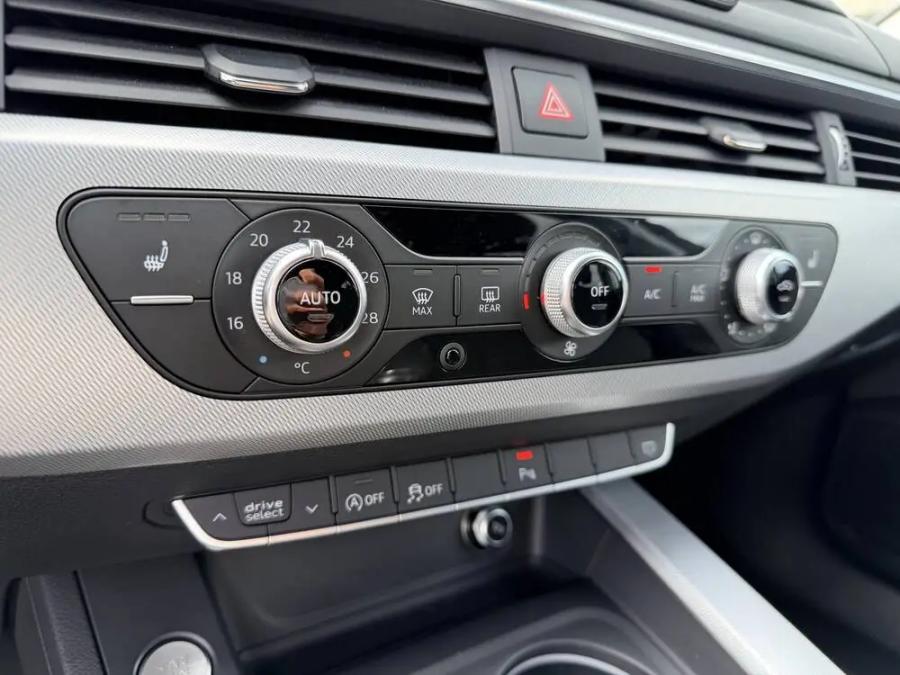 Black Audi A4 2016 in Riga, with an engine capacity of 2.00 L and mileage of 219 thousand km for 11495 €, photo 16 on AUTOMOTO.COM.LV