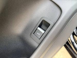 Black Audi A4 2016 in Riga, with an engine capacity of 2.00 L and mileage of 219 thousand km for 11495 €, photo 26 on AUTOMOTO.COM.LV
