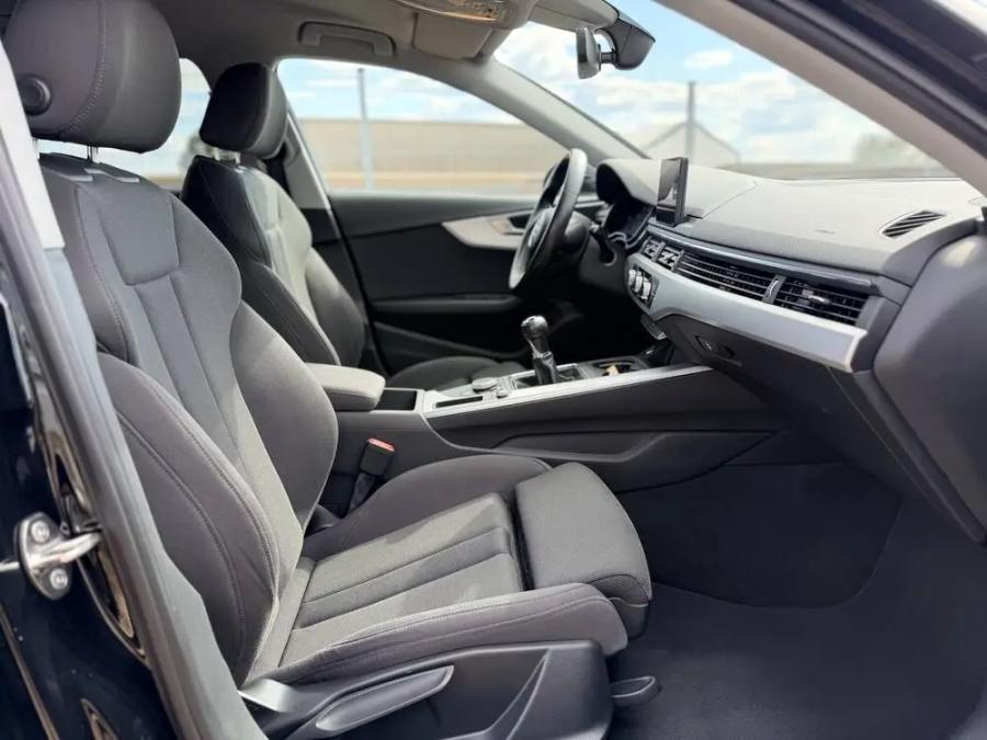 Black Audi A4 2016 in Riga, with an engine capacity of 2.00 L and mileage of 219 thousand km for 11495 €, photo 28 on AUTOMOTO.COM.LV