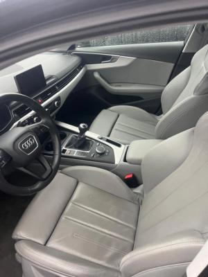 Black Audi A4 2016 in Riga, with an engine capacity of 2.00 L and mileage of 176 thousand km for 12495 €, photo 6 on AUTOMOTO.COM.LV