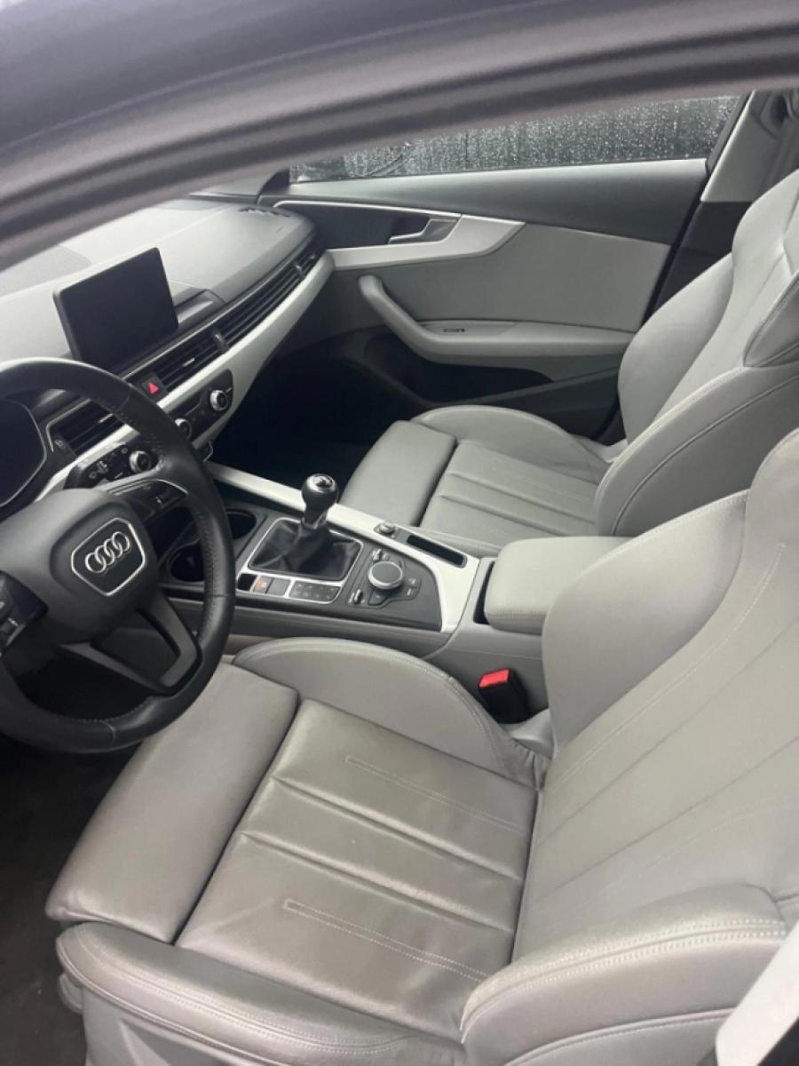 Black Audi A4 2016 in Riga, with an engine capacity of 2.00 L and mileage of 176 thousand km for 12495 €, photo 6 on AUTOMOTO.COM.LV