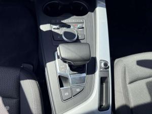 Black Audi A4 2016 in Kaunas, with an engine capacity of 1.97 L and mileage of 222 thousand km for 7550 €, photo 27 on AUTOMOTO.COM.LV