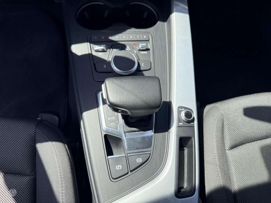 Black Audi A4 2016 in Kaunas, with an engine capacity of 1.97 L and mileage of 222 thousand km for 7550 €, photo 27 on AUTOMOTO.COM.LV