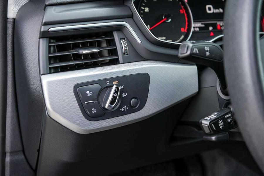 Melns Audi A4 2016 Kauņa, ar dzinēja tilpumu 1.97 L un nobraukumu 241 tūkst. km par 11850 €, foto 32 vietnē AUTOMOTO.COM.LV
