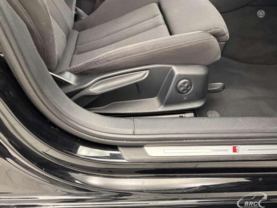 Melns Audi A4 2016 Viļņa, ar dzinēja tilpumu 1.97 L un nobraukumu 349 tūkst. km par 12950 €, foto 8 vietnē AUTOMOTO.COM.LV