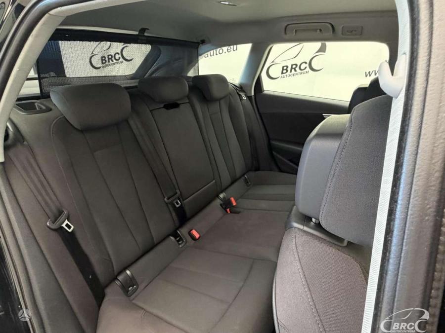 Melns Audi A4 2016 Viļņa, ar dzinēja tilpumu 1.97 L un nobraukumu 349 tūkst. km par 12950 €, foto 14 vietnē AUTOMOTO.COM.LV