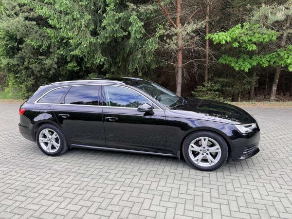 Black Audi A4 2016 in Kaunas, with an engine capacity of 2.00 L and mileage of 355 thousand km for 10500 €, photo 3 on AUTOMOTO.COM.LV