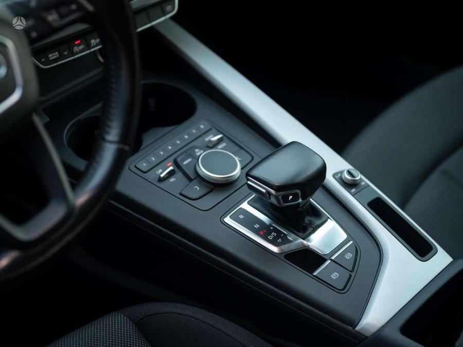 Black Audi A4 2016 in Kaunas, with an engine capacity of 1.40 L and mileage of 167 thousand km for 11700 €, photo 13 on AUTOMOTO.COM.LV