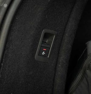 Black Audi A4 2016 in Kaunas, with an engine capacity of 1.40 L and mileage of 167 thousand km for 11700 €, photo 16 on AUTOMOTO.COM.LV