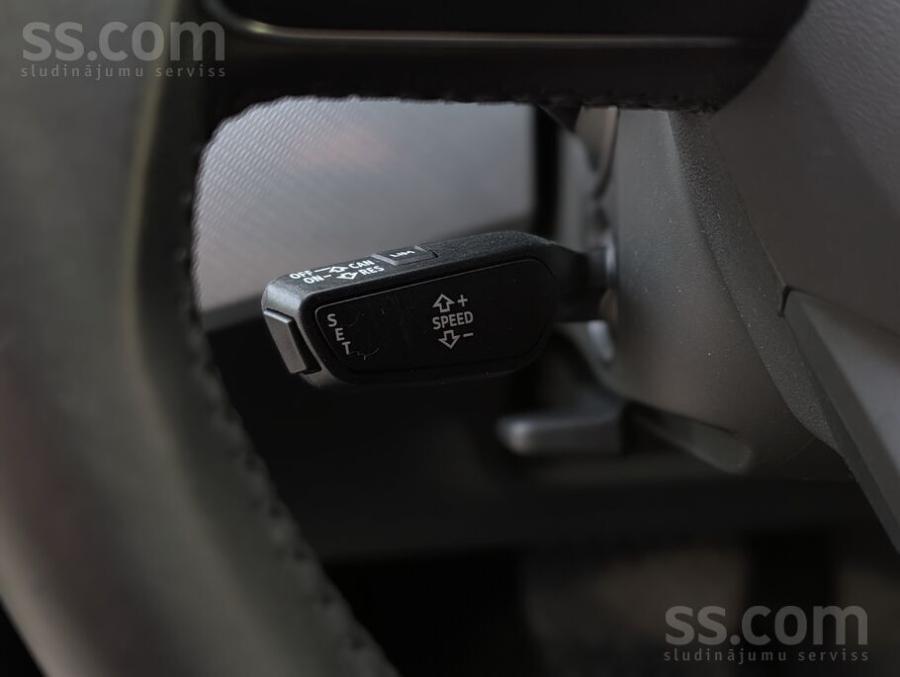 Black Audi A4 2016 in Jurmala, with an engine capacity of 2.00 L and mileage of 0 thousand km for 9950 €, photo 22 on AUTOMOTO.COM.LV