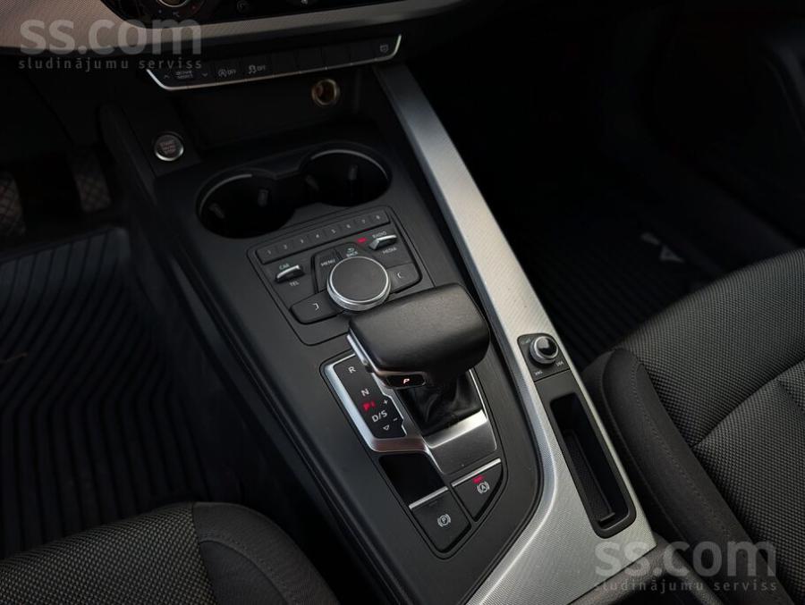 Black Audi A4 2016 in Jurmala, with an engine capacity of 2.00 L and mileage of 0 thousand km for 9950 €, photo 26 on AUTOMOTO.COM.LV