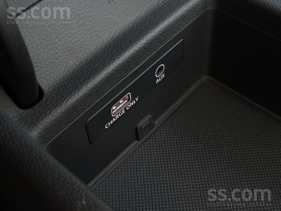 Black Audi A4 2016 in Jurmala, with an engine capacity of 2.00 L and mileage of 0 thousand km for 9950 €, photo 28 on AUTOMOTO.COM.LV