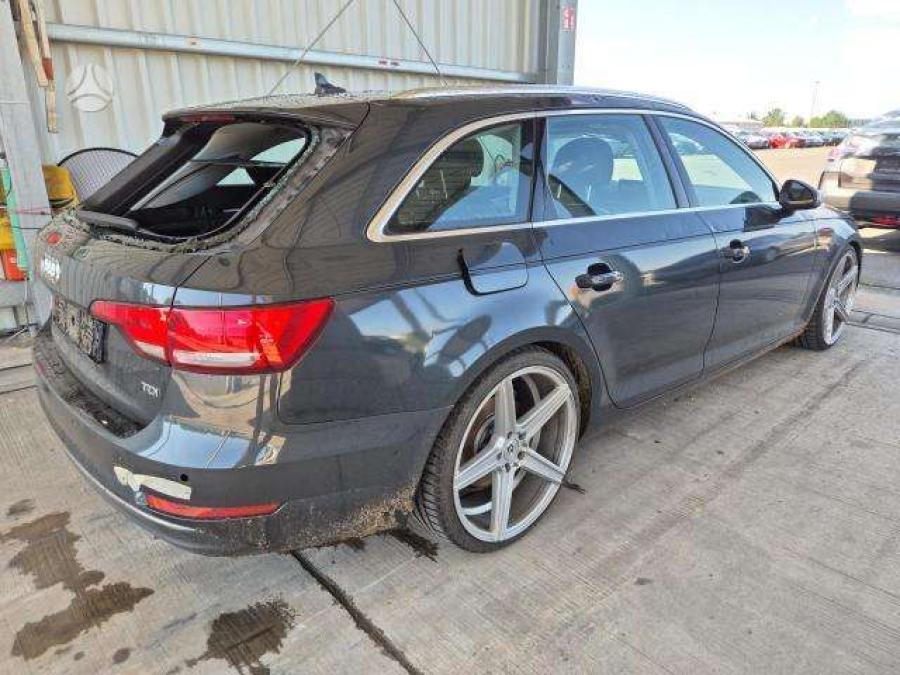 Black Audi A4 2016 in Kaunas, with an engine capacity of 1.97 L and mileage of 246 thousand km for 8999 €, photo 5 on AUTOMOTO.COM.LV