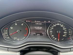 Black Audi A4 2016 in Vilnius, with an engine capacity of 1.97 L and mileage of 337 thousand km for 12500 €, photo 12 on AUTOMOTO.COM.LV