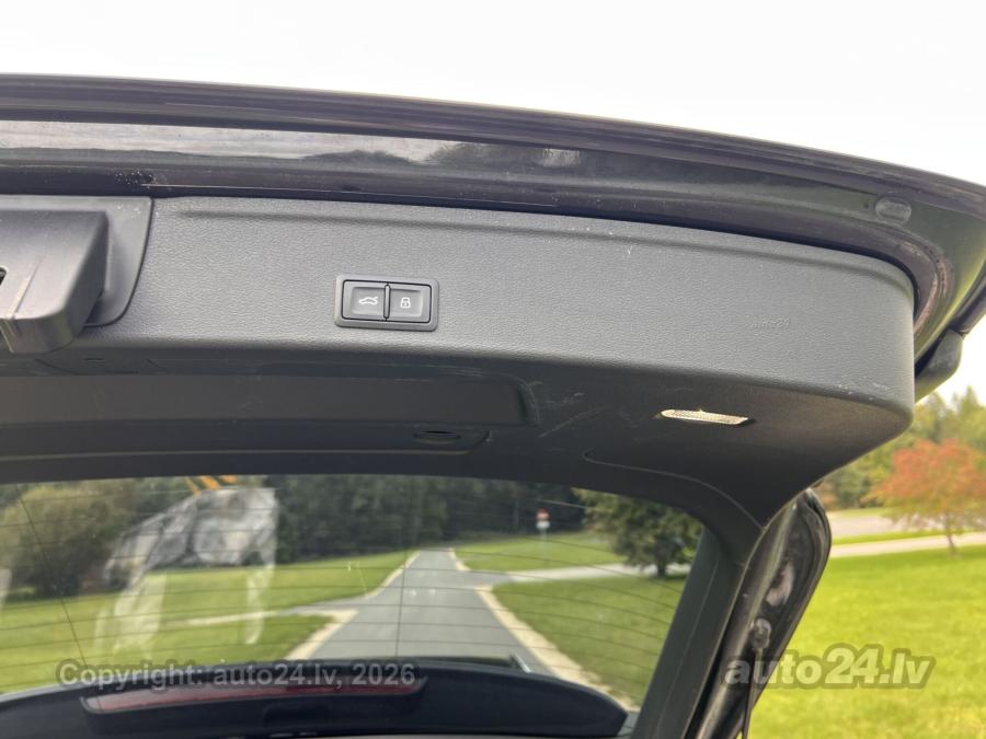 Melns Audi A4 2016 Tallina, ar dzinēja tilpumu 2.00 L un nobraukumu 233 tūkst. km par 14100 €, foto 12 vietnē AUTOMOTO.COM.LV