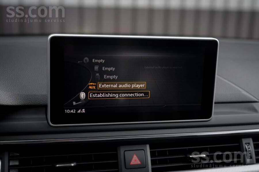 Black Audi A4 2016 in Tukums, with an engine capacity of 2.00 L and mileage of 266 thousand km for 12550 €, photo 22 on AUTOMOTO.COM.LV