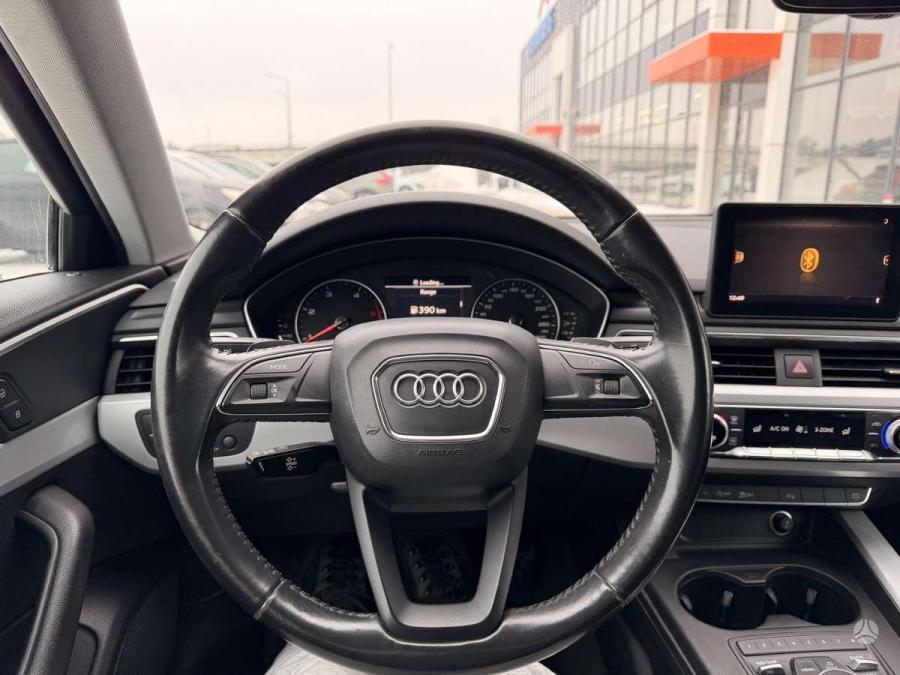 Melns Audi A4 2017 Viļņa, ar dzinēja tilpumu 1.97 L un nobraukumu 220 tūkst. km par 10950 €, foto 25 vietnē AUTOMOTO.COM.LV