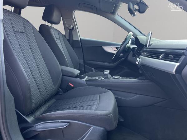 Black Audi A4 2017 in Vilnius, with an engine capacity of 2.00 L and mileage of 272 thousand km for 11999 €, photo 8 on AUTOMOTO.COM.LV