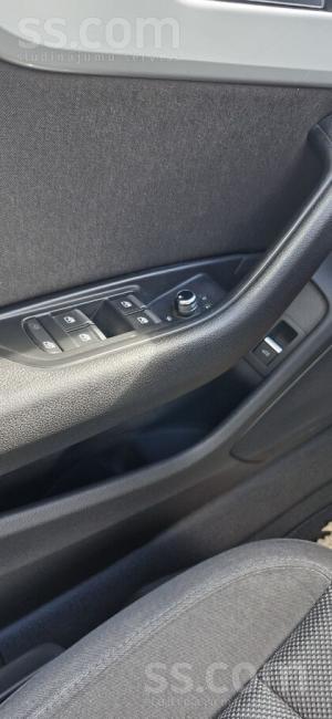 Melns Audi A4 2017 Ogre, ar dzinēja tilpumu 2.00 L un nobraukumu 220 tūkst. km par 11000 €, foto 10 vietnē AUTOMOTO.COM.LV