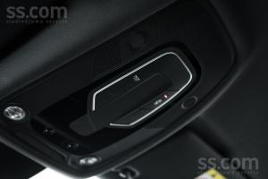 Black Audi A4 2017 in Riga, with an engine capacity of 2.00 L and mileage of 0 thousand km for 13555 €, photo 21 on AUTOMOTO.COM.LV