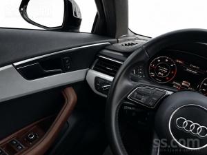Black Audi A4 2017 in Riga, with an engine capacity of 2.00 L and mileage of 204 thousand km for 11900 €, photo 15 on AUTOMOTO.COM.LV