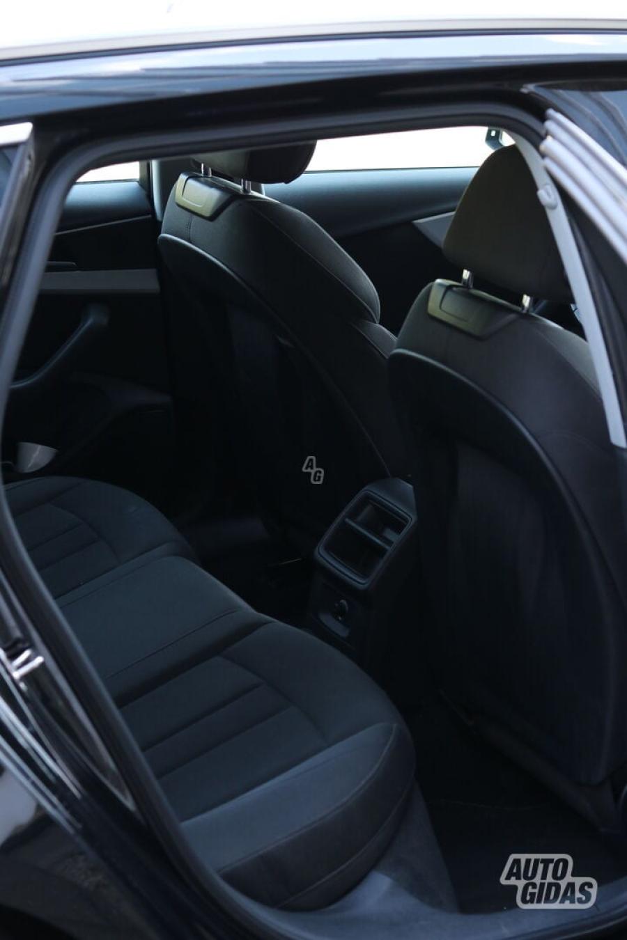 Black Audi A4 2017 in Vilnius, with an engine capacity of 2.00 L and mileage of 234 thousand km for 12500 €, photo 27 on AUTOMOTO.COM.LV