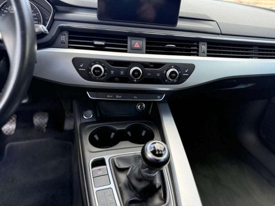 Black Audi A4 2017 in Utena, with an engine capacity of 1.97 L and mileage of 221 thousand km for 11700 €, photo 14 on AUTOMOTO.COM.LV
