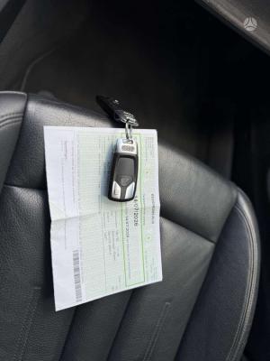 Black Audi A4 2017 in Utena, with an engine capacity of 1.97 L and mileage of 221 thousand km for 11700 €, photo 16 on AUTOMOTO.COM.LV