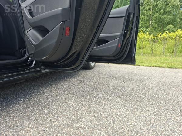 Melns Audi A4 2017 Limbaži, ar dzinēja tilpumu 2.00 L un nobraukumu 259 tūkst. km par 12900 €, foto 7 vietnē AUTOMOTO.COM.LV