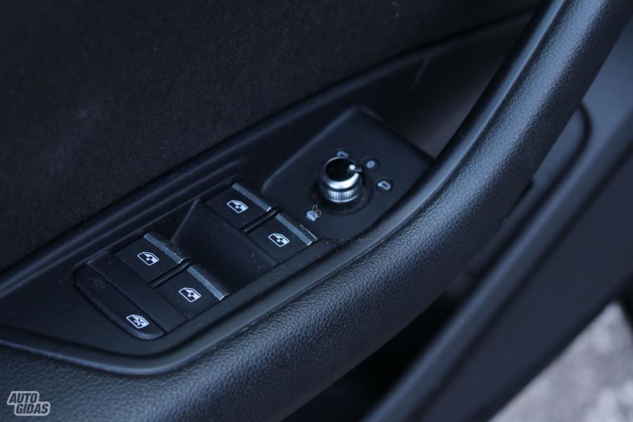 Black Audi A4 2017 in Vilnius, with an engine capacity of 2.00 L and mileage of 234 thousand km for 12000 €, photo 11 on AUTOMOTO.COM.LV