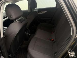 Black Audi A4 2017 in Vilnius, with an engine capacity of 1.97 L and mileage of 299 thousand km for 11950 €, photo 12 on AUTOMOTO.COM.LV