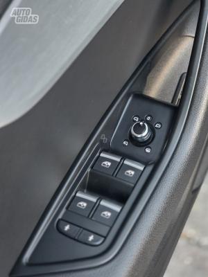 Black Audi A4 2017 in Kaunas, with an engine capacity of 2.00 L and mileage of 268 thousand km for 13700 €, photo 25 on AUTOMOTO.COM.LV