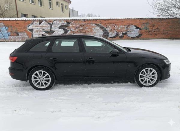 Black Audi A4 2018 in Siauliai, with an engine capacity of 2.00 L and mileage of 233 thousand km for 12500 €, photo 7 on AUTOMOTO.COM.LV