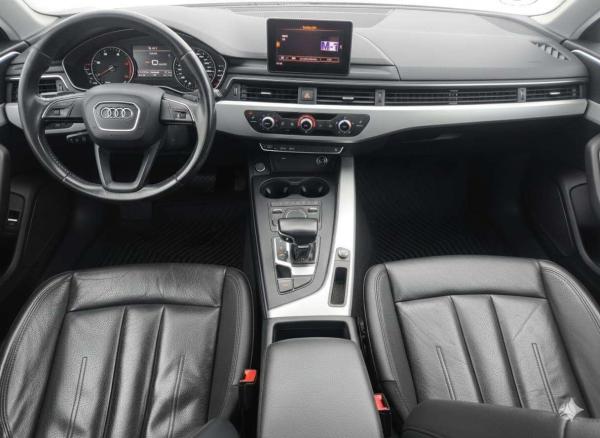 Black Audi A4 2018 in Siauliai, with an engine capacity of 2.00 L and mileage of 233 thousand km for 12500 €, photo 8 on AUTOMOTO.COM.LV