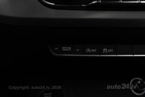 Black Audi A4 2018 in Riga, with an engine capacity of 2.00 L and mileage of 253 thousand km for 16850 €, photo 27 on AUTOMOTO.COM.LV