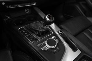Melns Audi A4 2018 Rīga, ar dzinēja tilpumu 1.97 L un nobraukumu 253 tūkst. km par 16850 €, foto 34 vietnē AUTOMOTO.COM.LV