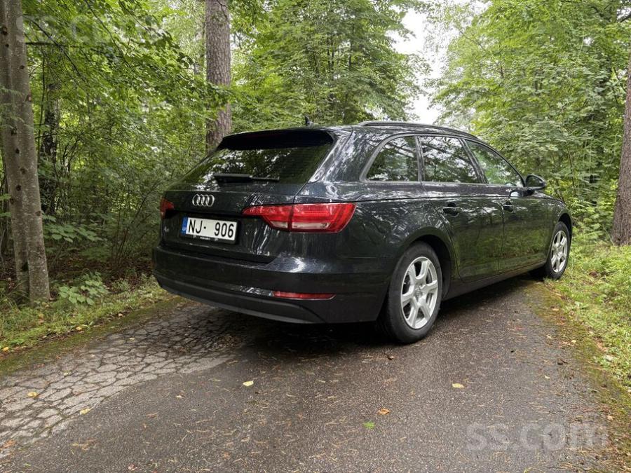 Black Audi A4 2018 in Riga, with an engine capacity of 1.40 L and mileage of 108 thousand km for 15700 €, photo 8 on AUTOMOTO.COM.LV