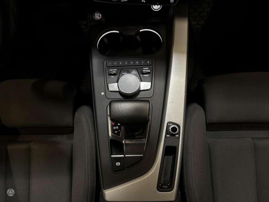 Melns Audi A4 2018 Viļņa, ar dzinēja tilpumu 1.97 L un nobraukumu 251 tūkst. km par 11950 €, foto 22 vietnē AUTOMOTO.COM.LV